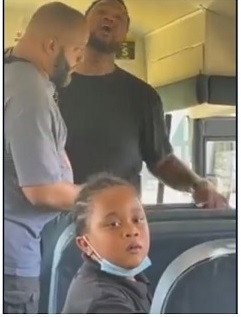 Angry father threatens children on a school bus after his daughter was ...