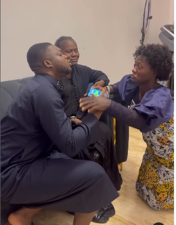 Comic Cute Abiola makes move to unite Mohbad’s parents to get justice ...